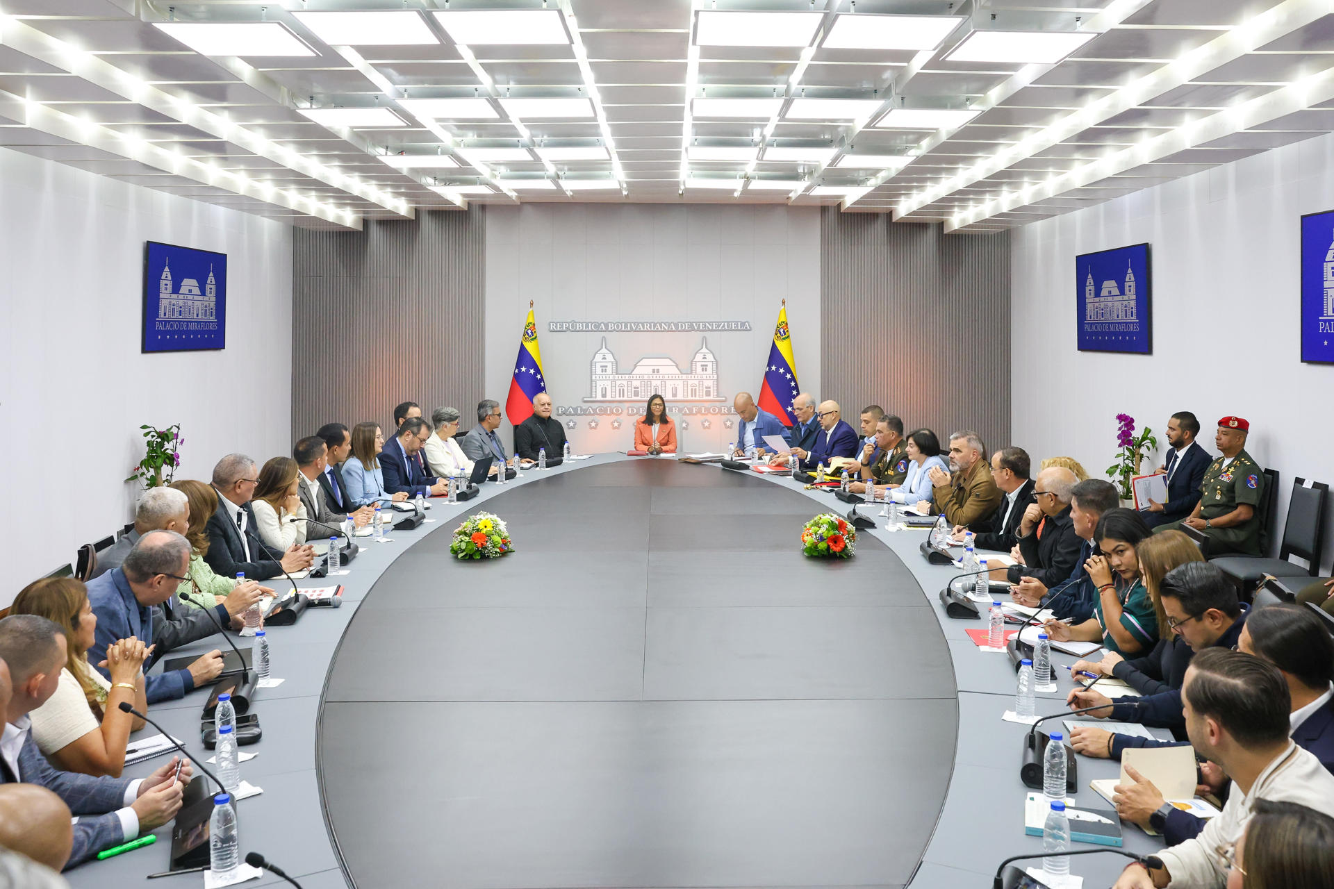 Delcy Rodríguez anuncia reestructuración del Gobierno ante "nueva ...