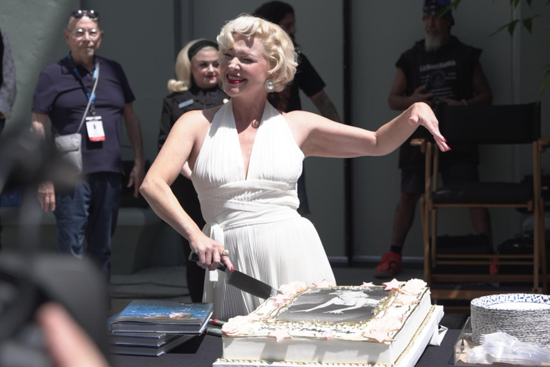 Rosas, pastel y cine: Hollywood celebra el legado de Marilyn Monroe ...