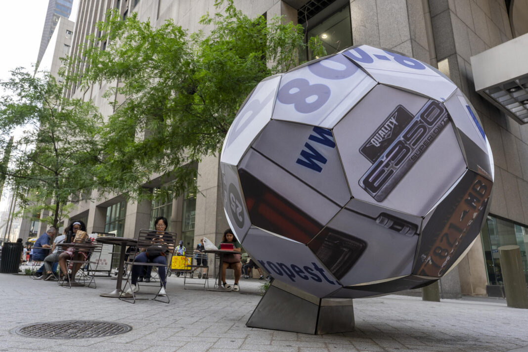 Esculturas de balones en las calles de Nueva York y Nueva Jersey dan ...
