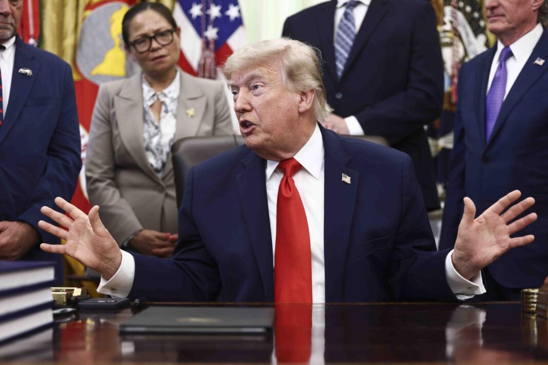 Trump respalda al congresista Mike Collins en las primarias para el ...